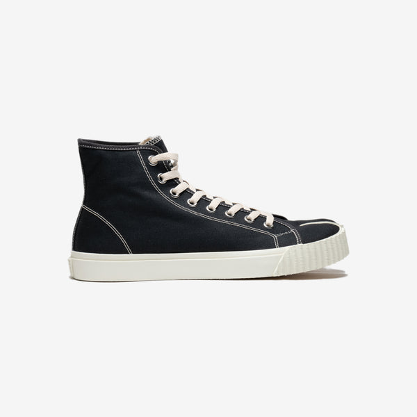Maison Margiela Black Tabi High Sneakers for Men